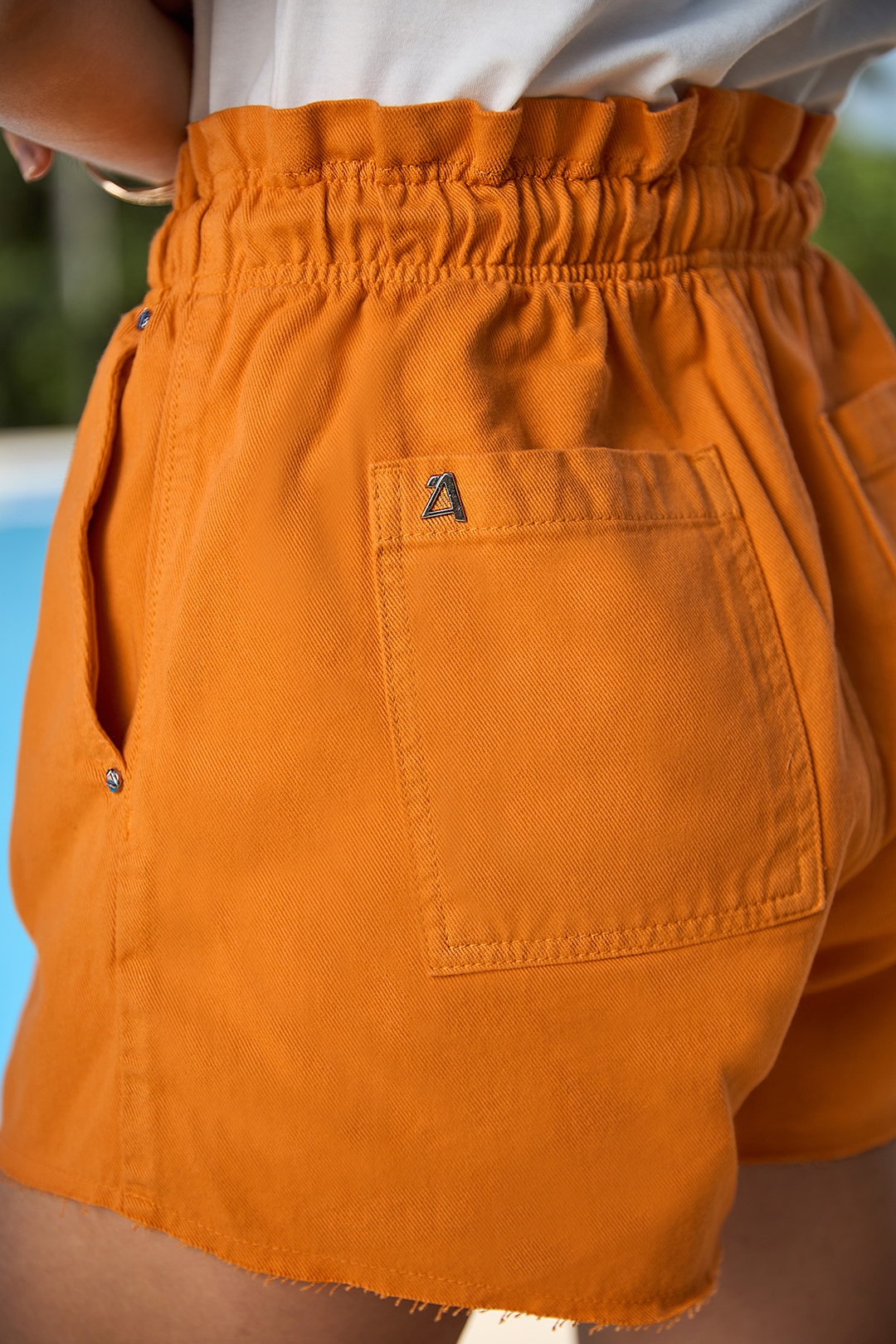 SHORT CLOCHARD LARANJA - SHORT CLOCHARD LARANJA - L'Accord