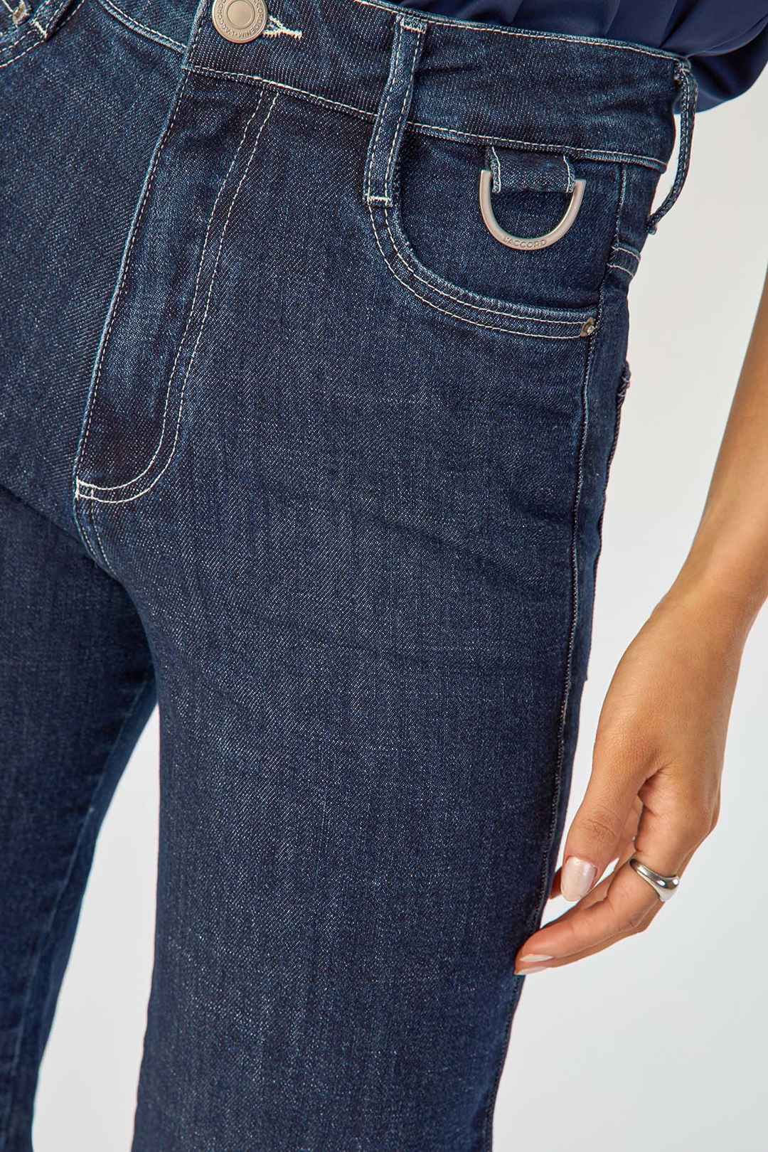 CALÇA JEANS PANTALONA CROPPED - CALÇA JEANS PANTALONA CROPPED - L'Accord